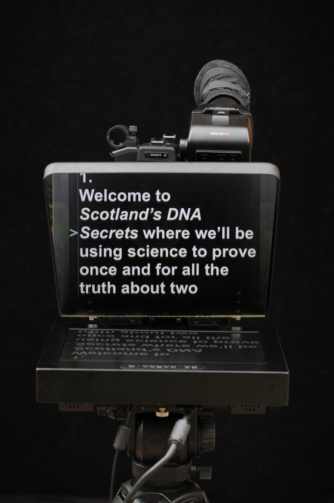 Super Bright 15″ LCD Prompter – HD Warrior